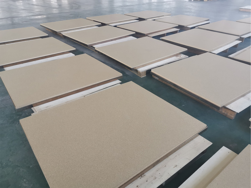 Alkali Resistant Vermiculite Insulation Board Fire Protection Beige Color